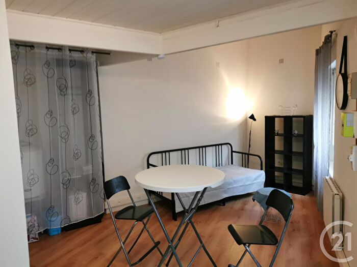 Appartement 1 pièce à louer - Langon