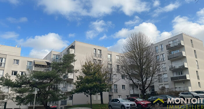 Appartement à vendre - Thiais, Centre-ville - 4 pièces - 3 chambres