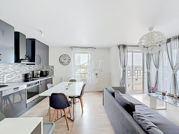 Éragny, Roger Guichard, Halage : Appartement 3 pièces à vendre