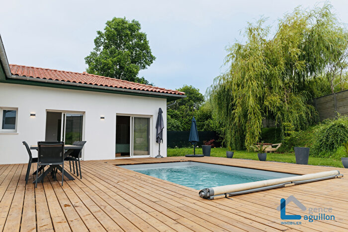 Maison à vendre - Urrugne - 6 pièces - 4 chambres