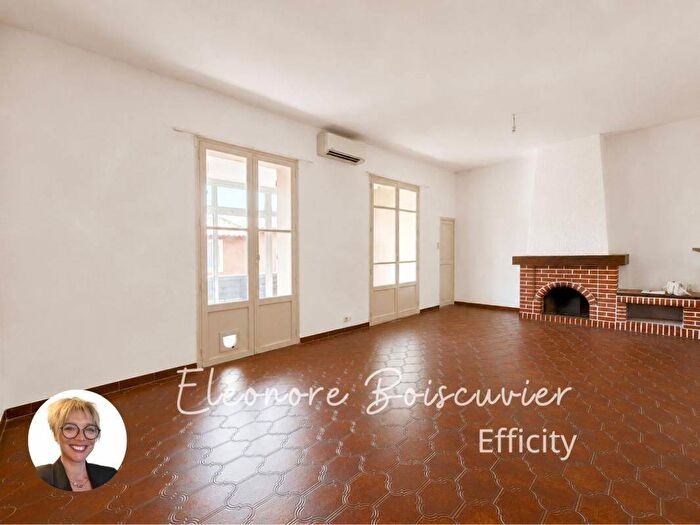Centre, Fuveau : Appartement 4 pièces à louer