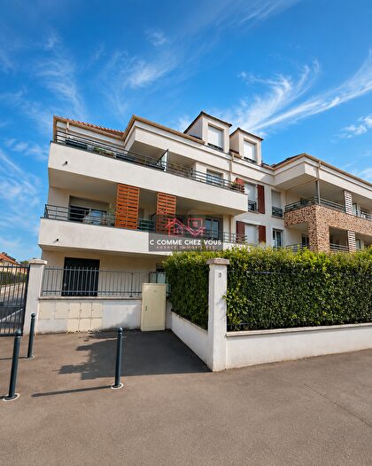 Appartement 2 pièces à vendre - Ozoir-la-Ferrière, Vieux village, Armainvilliers, Notre Dame