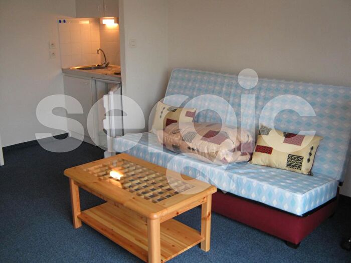 Appartement à louer - Cholet, Choletière - 1 pièce