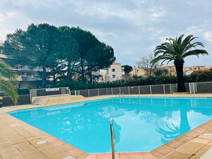 Appartement à vendre - Fréjus, Fréjus Plage - 2 pièces - 1 chambre