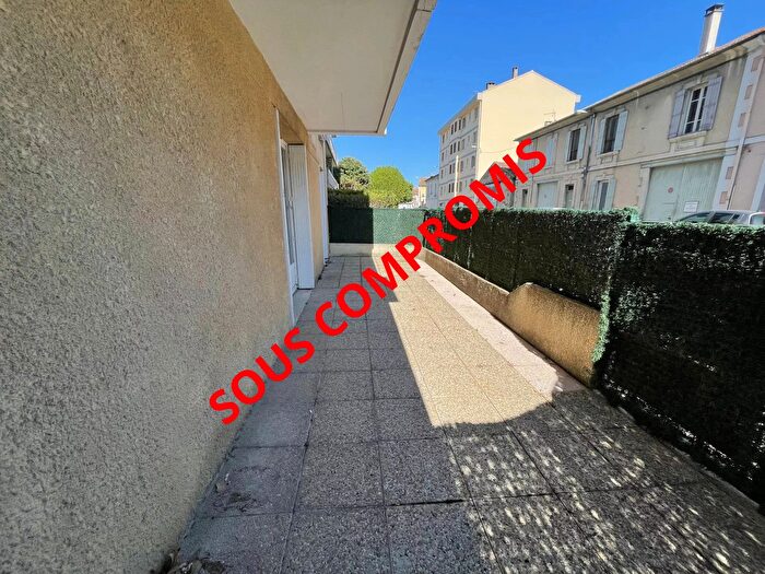 Appartement à vendre - Cavaillon, Centre-ville - 3 pièces - 2 chambres