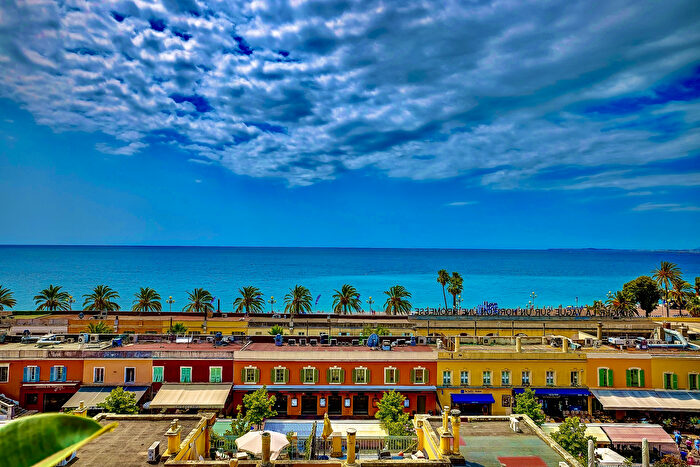 Appartement à vendre - Nice, Centre-ville - 4 pièces - 2 chambres