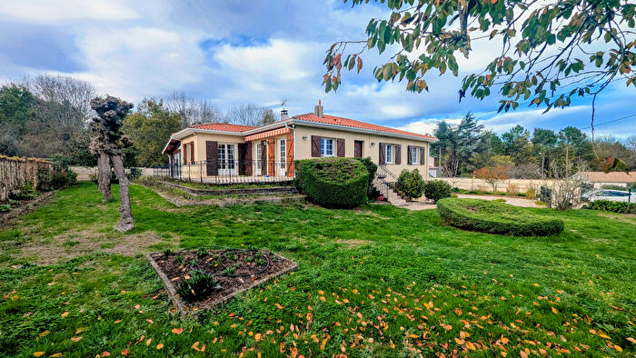 Maison à vendre - Cambes - 6 pièces - 4 chambres