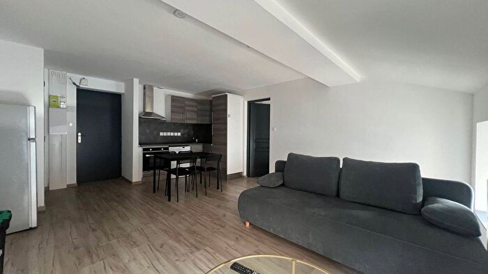 Appartement 2 pièces à Hyper Centre-Vieille Ville, Saint-Étienne, à louer