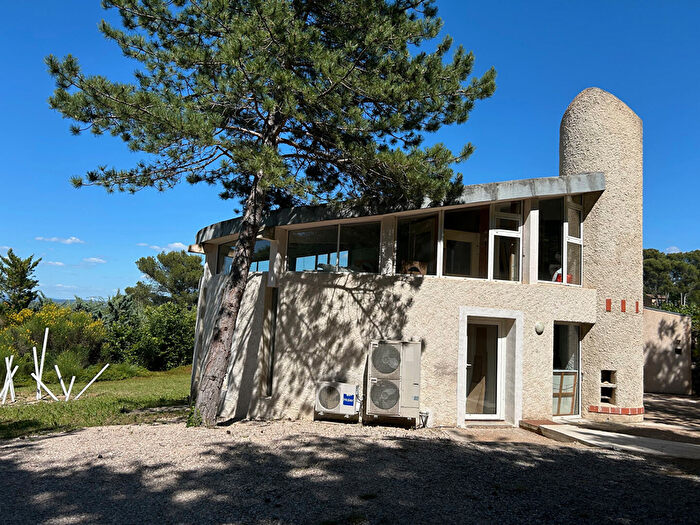Maison à vendre - Venelles - 5 pièces - 3 chambres