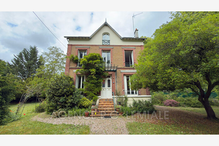 Maison 7 pièces à vendre - Maisons-Laffitte, Est