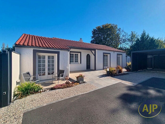 Saint-Hilaire-de-Loulay - Maison 5 pièces à vendre