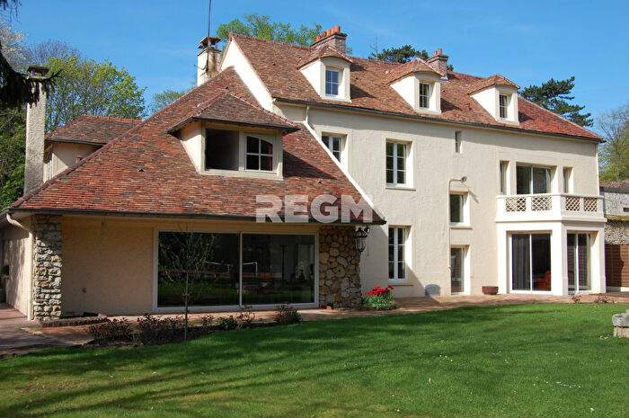 Maison 9 pièces à vendre - Varennes-Jarcy