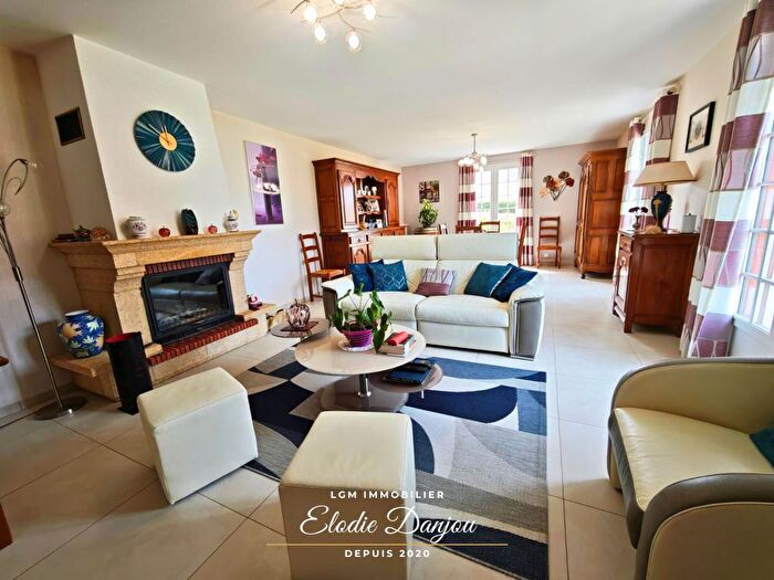 Maison 7 pièces à Châteaudun, Liberté, Martineaux, à vendre