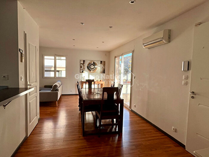 Maison à vendre - Arles, Trinquetaille - 4 pièces - 3 chambres