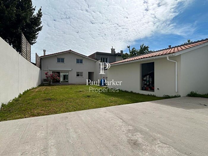 Maison à vendre - Bègles, La Raz - 8 pièces - 5 chambres