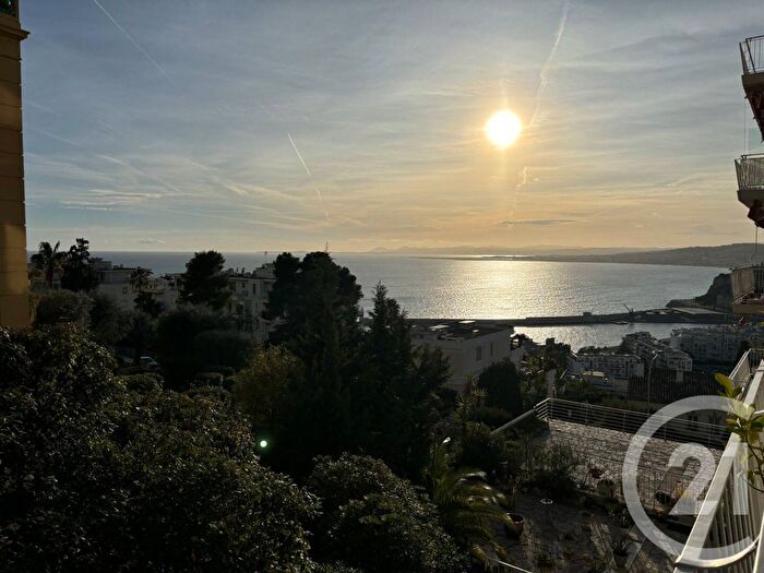 Appartement à louer - Nice - 3 pièces - 2 chambres