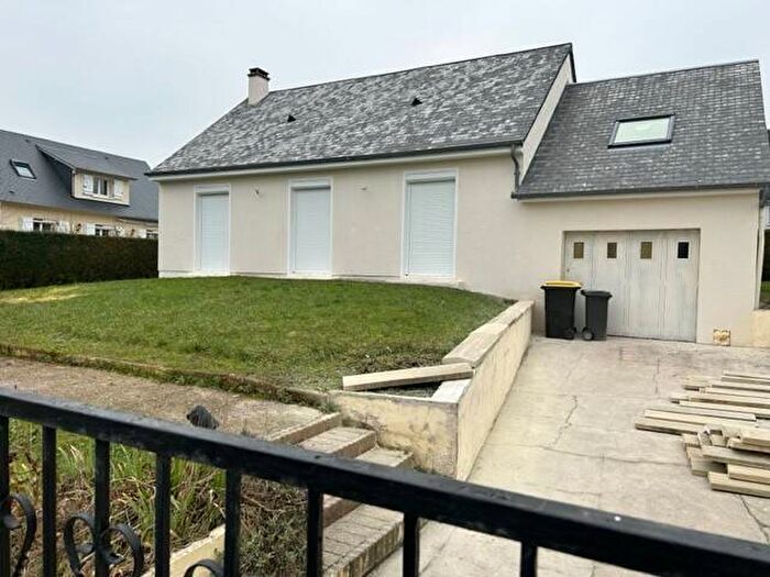 Maison à louer - Fontenay le Pesnel - 4 pièces - 3 chambres