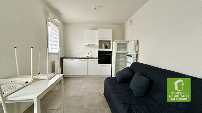 Appartement à louer - Pont-de-Chéruy - 1 pièce