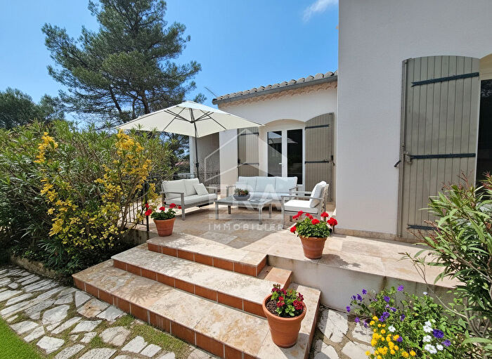 Maison à vendre - Vernègues - 5 pièces - 3 chambres