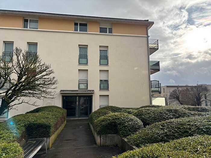 Appartement à louer - Centre Ville-Chenevières-Parc, Essey-lès-Nancy - 3 pièces - 2 chambres