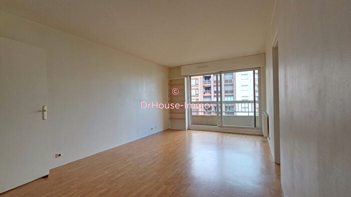 Paris 20ème, Télégraphe, Pelleport, Saint-Fargeau : Appartement 2 pièces à vendre