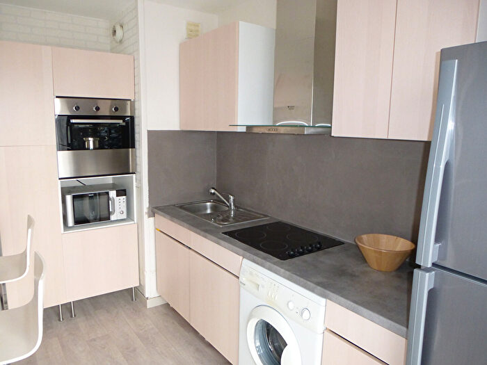 Appartement à vendre - Saint-Ouen-lAumône, Centre-ville, Prairie - 2 pièces - 1 chambre