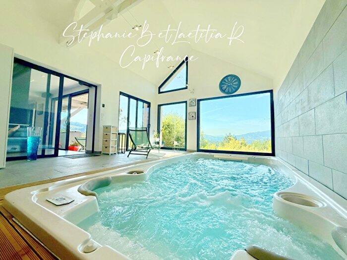 Maison à vendre - Saint-Bonnet-en-Champsaur - 7 pièces - 4 chambres