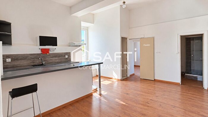 Brignoles, Centre-ville, Vieille ville : Appartement 3 pièces à vendre