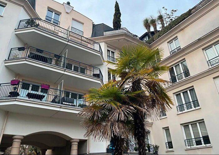 Appartement à louer - Le Plessis-Robinson - 1 pièce