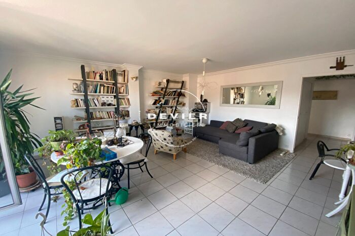 Appartement à louer - Montpellier, Gares - 4 pièces - 3 chambres