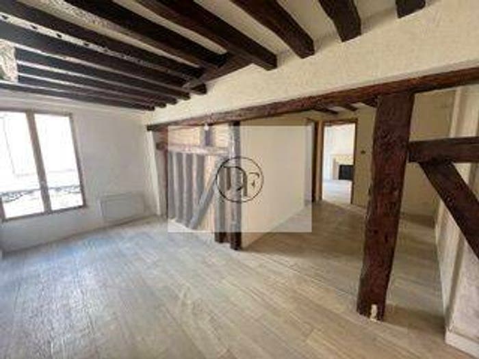 Appartement 4 pièces à Beaune-la-Rolande, à louer