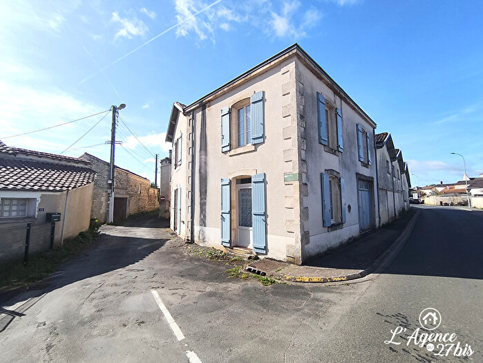 Maison 5 pièces à vendre à Prahecq