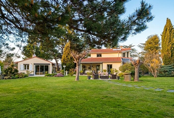 Maison à vendre - Ponlat-Taillebourg - 5 pièces - 4 chambres