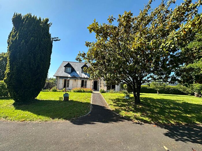 Maison 7 pièces à Sargé-lès-le-Mans, à vendre