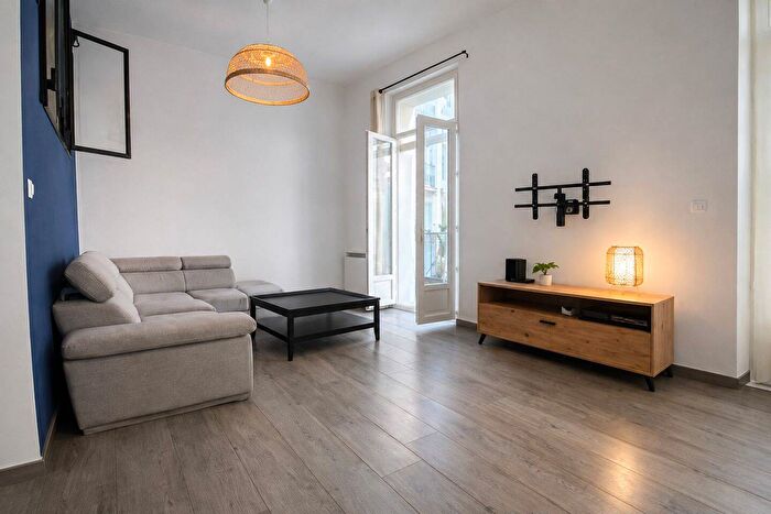 Appartement 2 pièces à Marseille 6ème arrondissement, à louer
