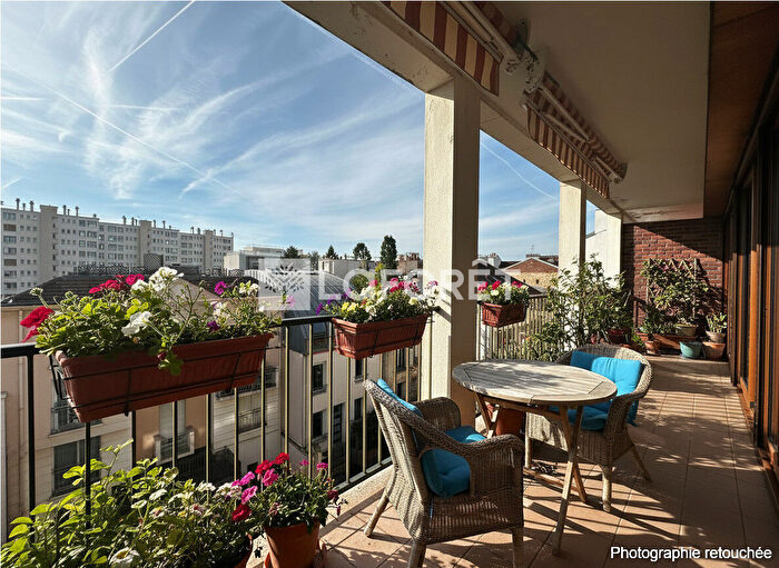 Appartement à vendre - Issy-les-Moulineaux, Les Epinettes, Le Fort, Les Hauts dIssy - 4 pièces - 3 chambres