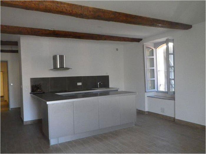 Centre Ville-Louis Blanc, Alès - Appartement 2 pièces à louer