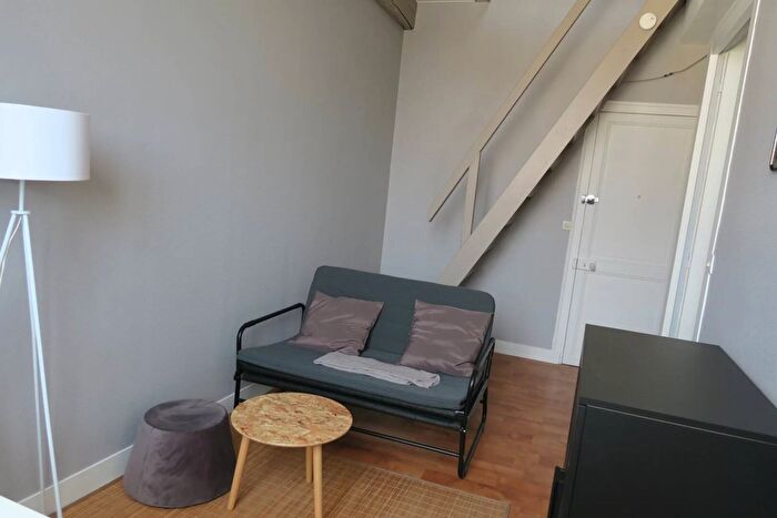 Appartement à louer - Carmes Sud, Orléans - 2 pièces - 1 chambre