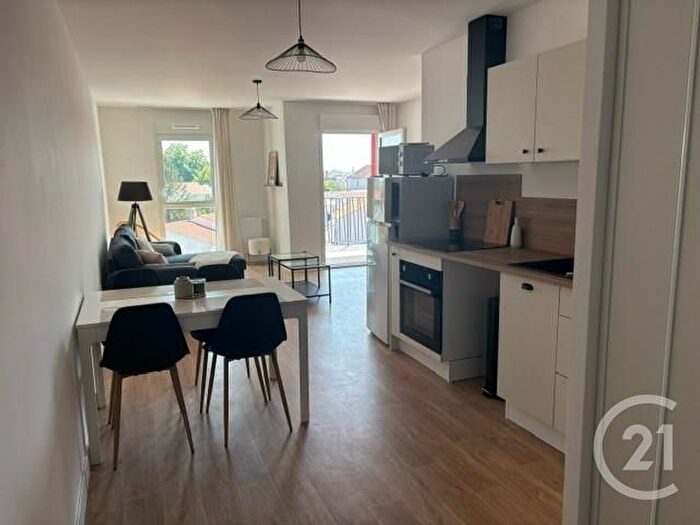 Challans, Centre-ville : Appartement 3 pièces à louer