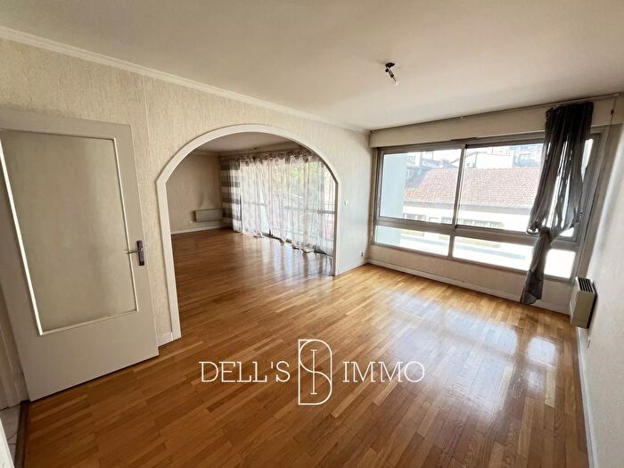 Appartement à vendre - Mâcon, Centre-ville - 5 pièces - 3 chambres