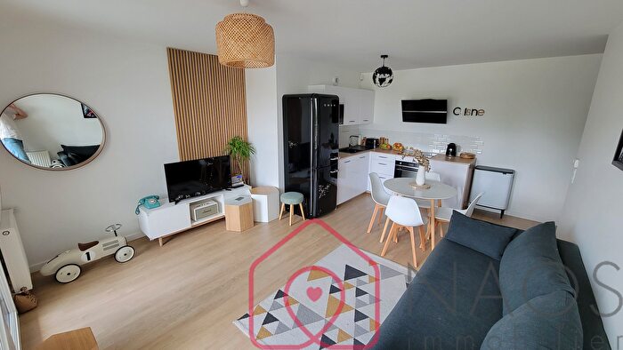 Villeneuve-le-Roi, Bord de l'Eau : Appartement 2 pièces à vendre