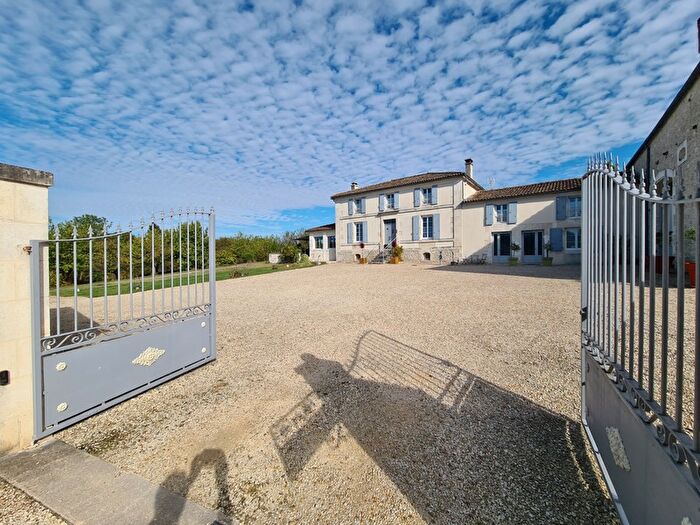 Maison à vendre - Mérignac - 14 pièces - 9 chambres