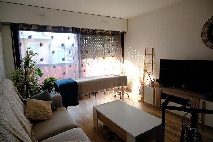 Appartement à louer - Rodez, Saint-Eloi, Camonil - 3 pièces - 2 chambres