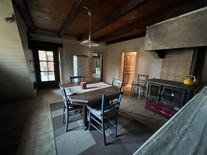 Maison à vendre - Saint-Bresson - 6 pièces - 3 chambres