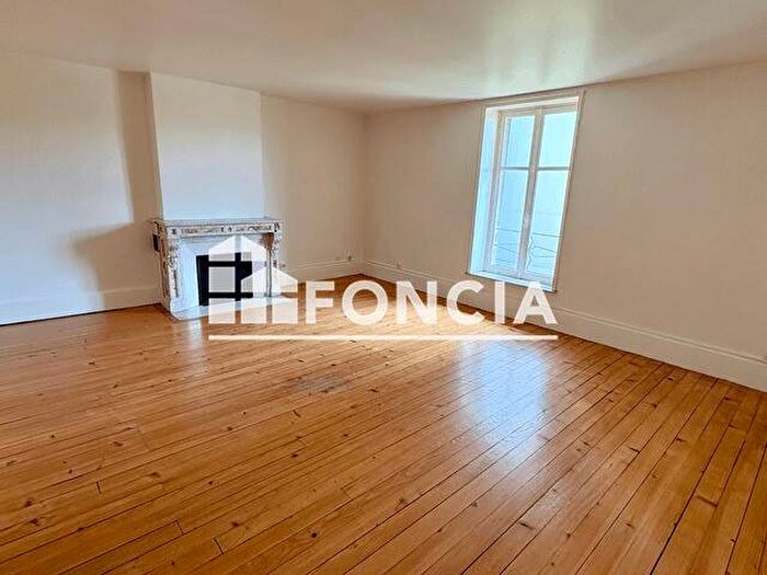Poincaré-Foch-Anatole France, Nancy : Appartement 4 pièces à louer