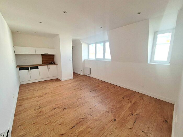 Appartement à louer - Capinghem - 2 pièces - 1 chambre