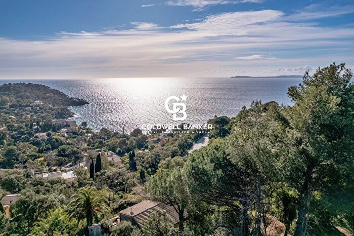 Maison à vendre - Rayol-Canadel-sur-Mer - 7 pièces - 5 chambres