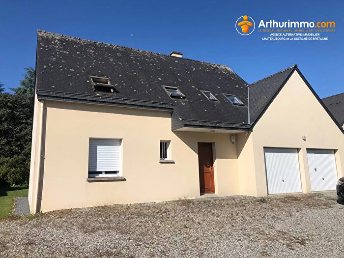 Maison à louer - Noyal-sur-Vilaine - 6 pièces - 4 chambres