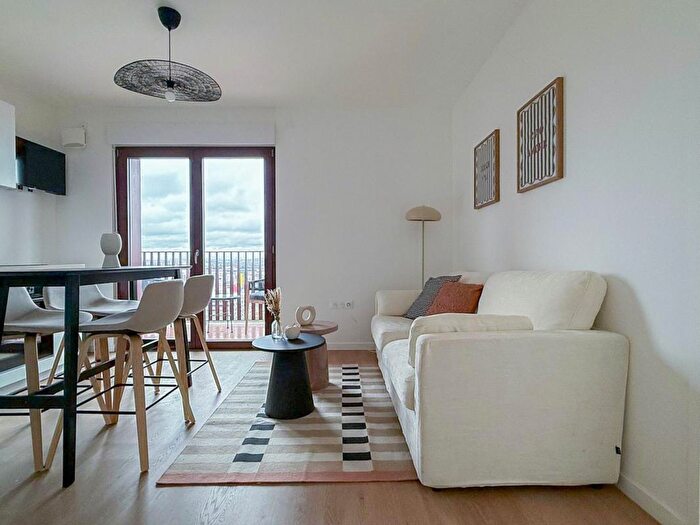 Saint-Denis, Pleyel - Appartement 1 pièce à louer