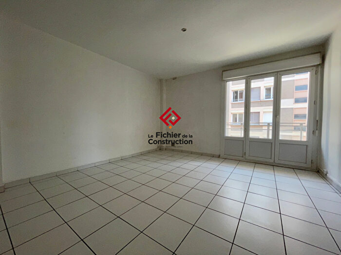 Appartement 1 pièce à louer à Grenoble, Bajatière